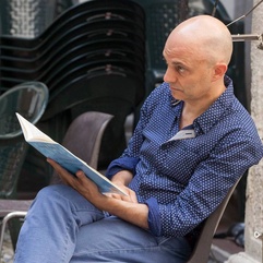 Violin lessons with Timothy Summers - Play with a Pro